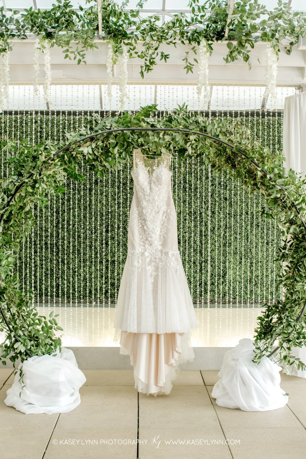 Sam Houston Hotel Wedding: Jamie + Steve | KASEY LYNN